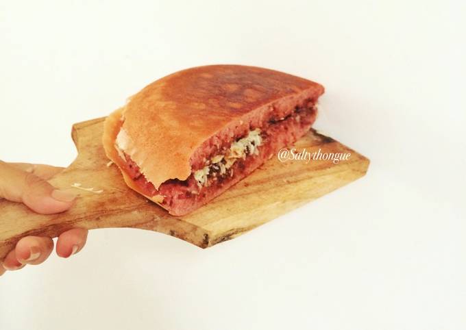 Resep Martabak Manis Red Velvet Oreo Cream Cheese oleh Saltytongue ...