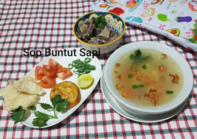 Resep Sop Buntut Sapi (lengkap dg resep Perkedel& Sate) oleh Lina ...