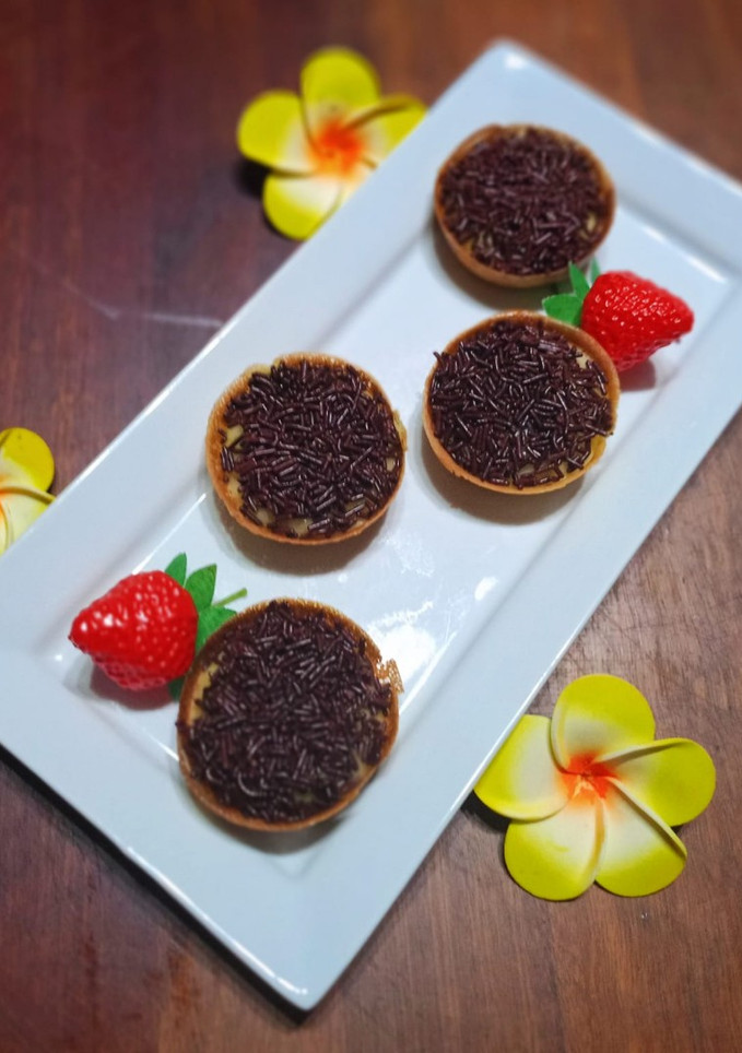 Resep Martabak Manis Mini Coklat oleh yonita indrasary - Cookpad