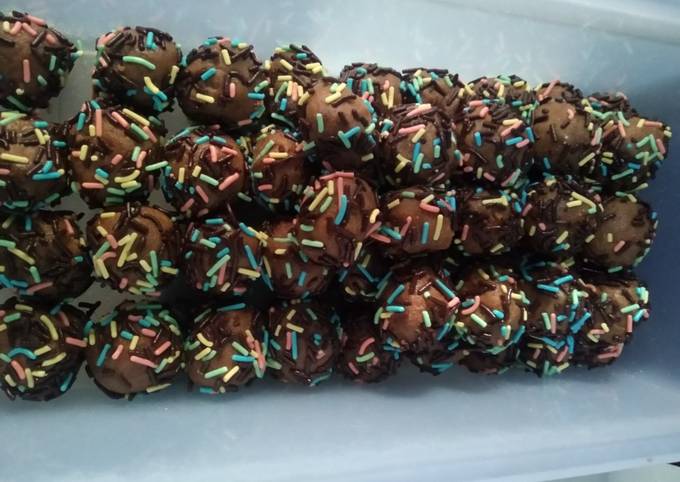 Resep Bola bola rainbow tanpa dimasak oleh Yanthie Gresiya - Cookpad