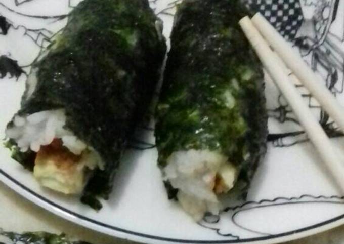 Resep Sushi sederhana (isi telur) oleh Lissy Art - Cookpad