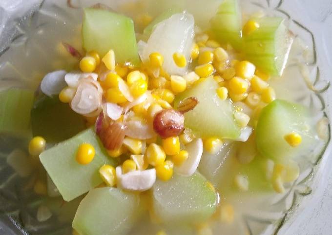 Resep Sayur Labu Air dan Jagung oleh Hana - Cookpad