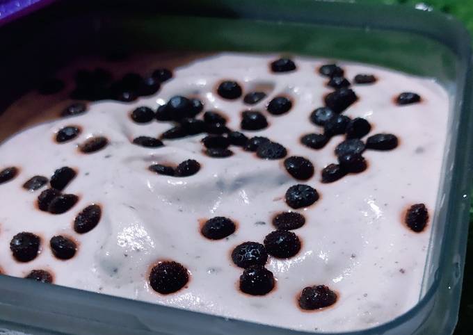 Resep Es Krim Oreo oleh Nge-meal - Cookpad