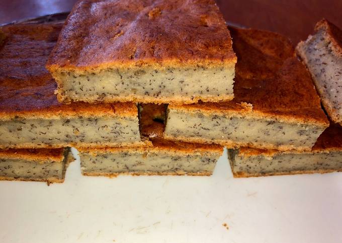Pastel de banano 🍌 Receta de Evelin ArceV 🌴- Cookpad