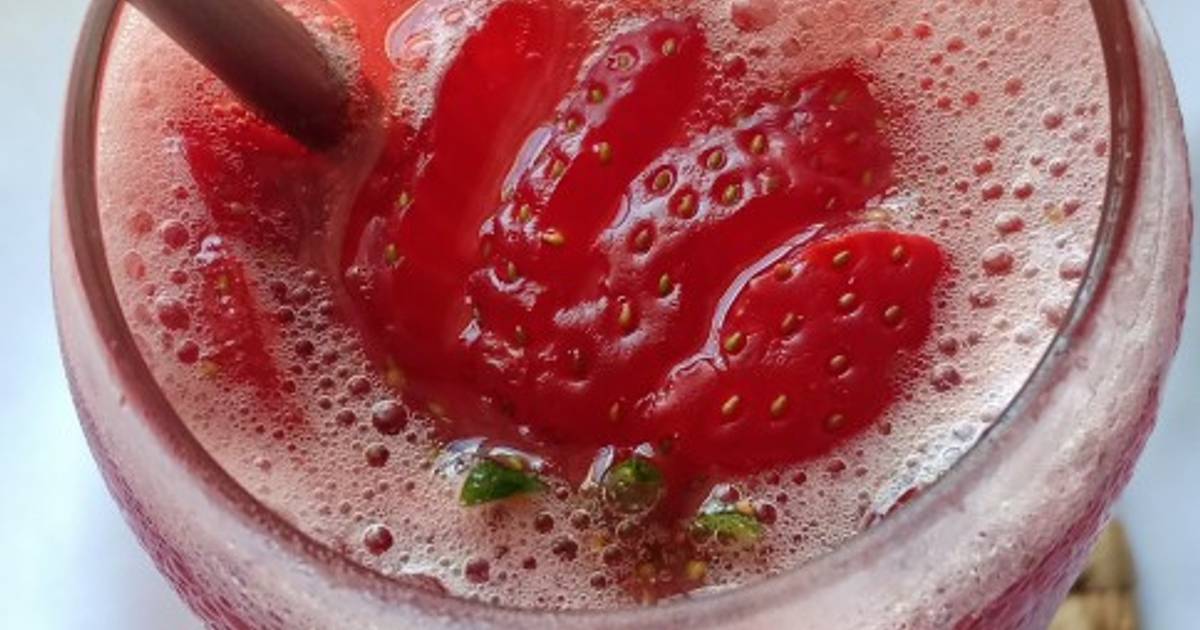 Resep Ice Strawberry Tea oleh Agnes エミリア 💕 - Cookpad