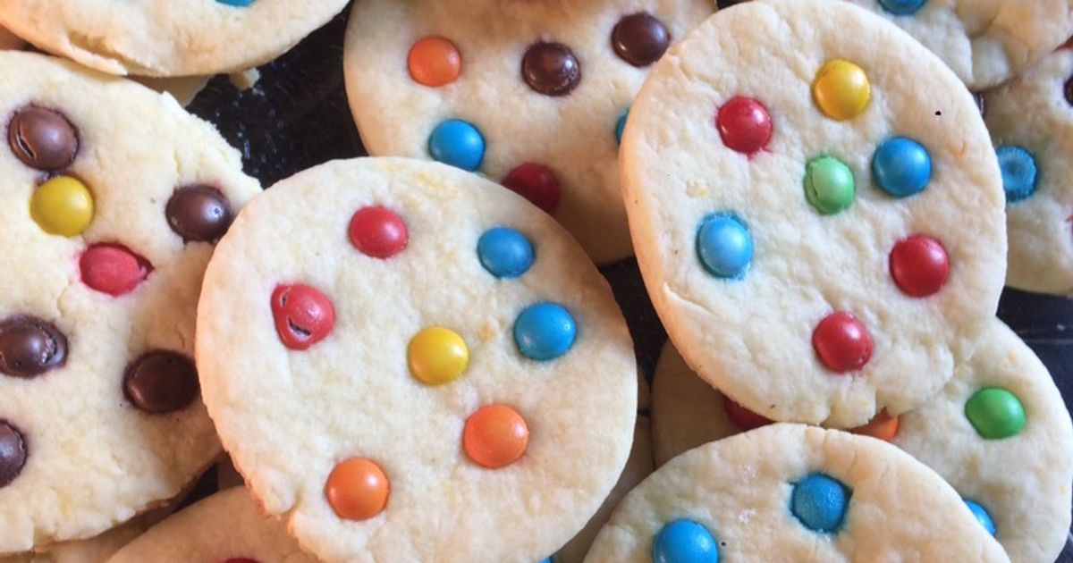 Galletitas Con Confites De Choco 😍 Receta de Ely essen- Cookpad