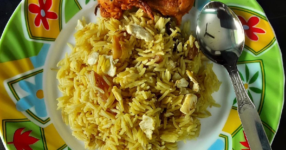 One Pot Meal Egg Polau Recipe by Ruma Guha Das Sharma - Cookpad