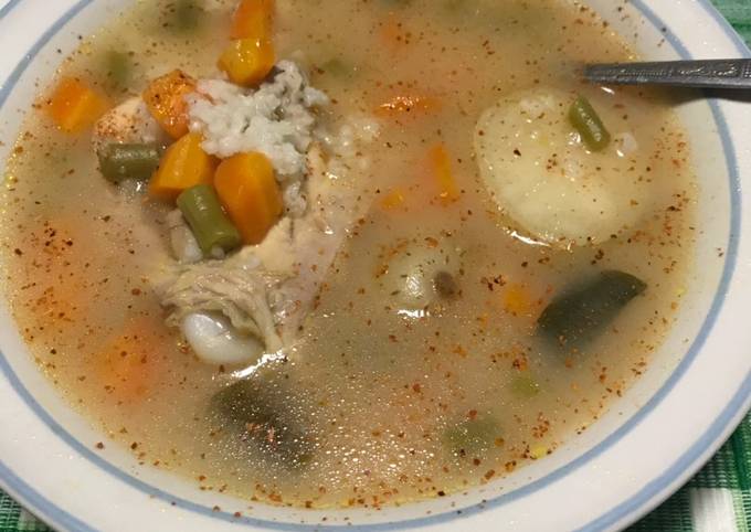 Caldito de Pollo Receta de Klelia Ramos M- Cookpad