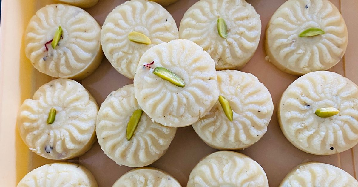 Milk Peda Recipe by Rekha Bapodra - Cookpad