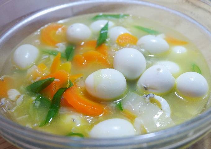 Resep Sop Telur Puyuh Ikan Teri oleh putrihanamanaf - Cookpad
