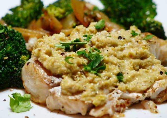 Pescado con brócoli y tapenade!! Receta de Poggio.gourmet - Cookpad
