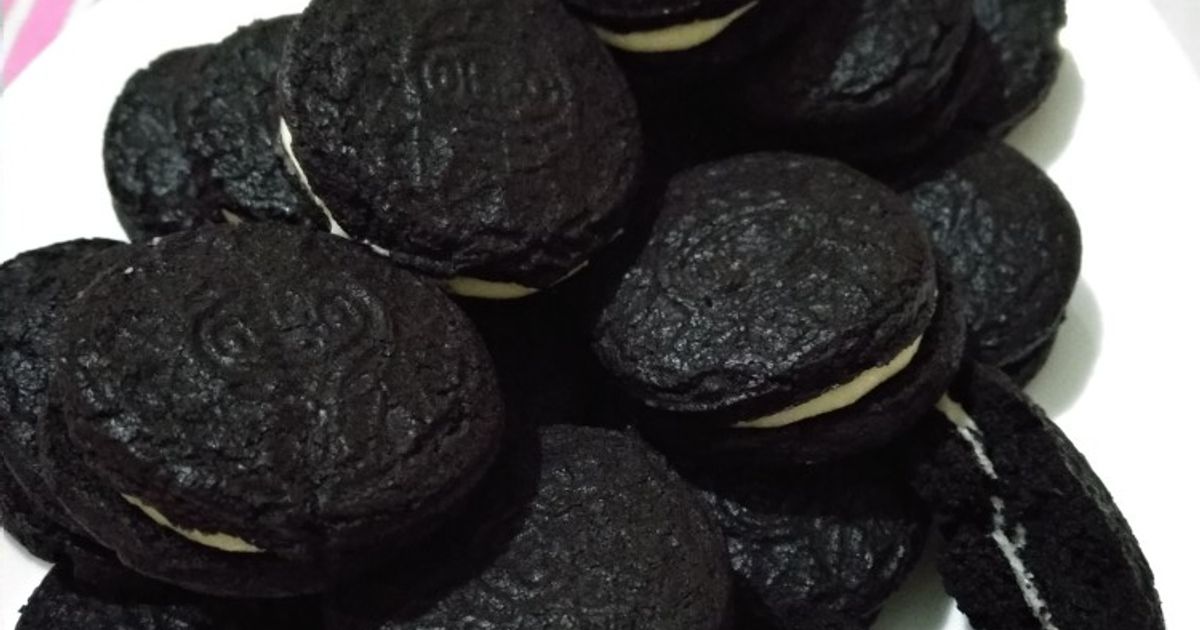 Resep Biskuit Oreo Homemade oleh Ade Aminah/14262953 - Cookpad