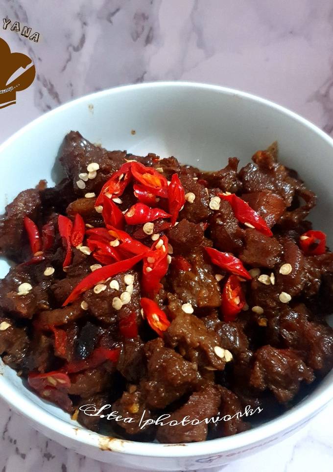 Resep Daging sapi asam manis (Beef sour sweet) oleh Esty - Cookpad
