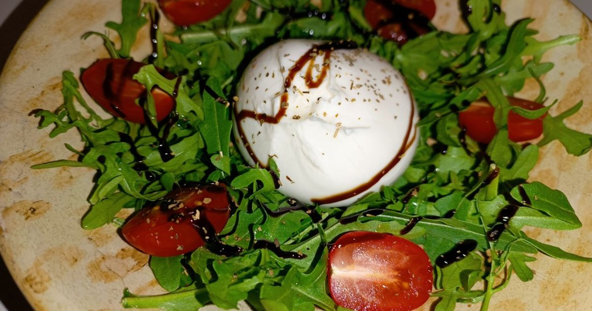 бурата з руколою та чері 🍅 /Burata With Arugula And Cherries ...