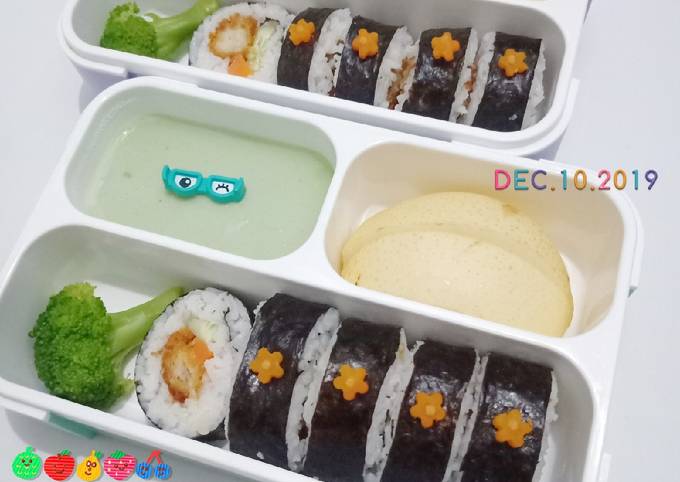 Resep Sushi roll dori crispy #bentosekolah oleh Magwen - Cookpad
