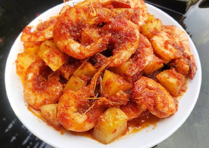 Resep Udang Sambal Kentang oleh ᴅᴀᴘᴜʀ ᴛɪᴋᴀ ʟɪᴍ - Cookpad