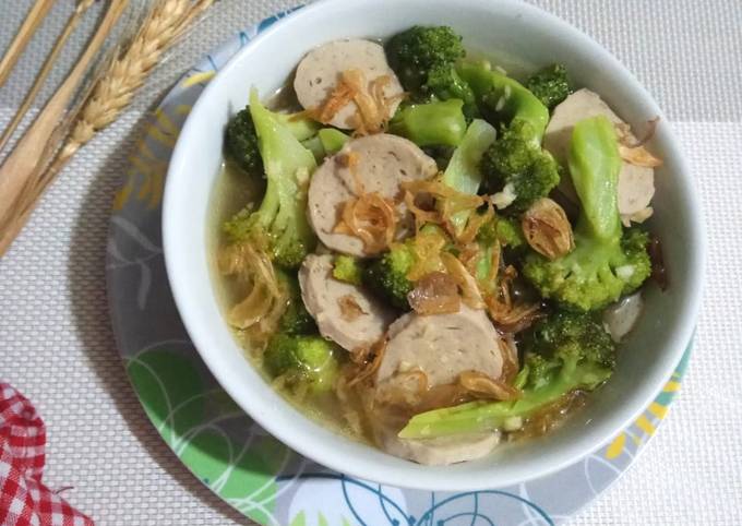 Resep Tumis Brokoli oleh Vay Kitchen - Cookpad