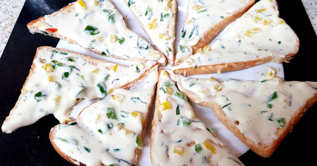 My Soft Cheese, Sweet Pepper + Chopped Chives Spread On Toast 😁 Recipe ...
