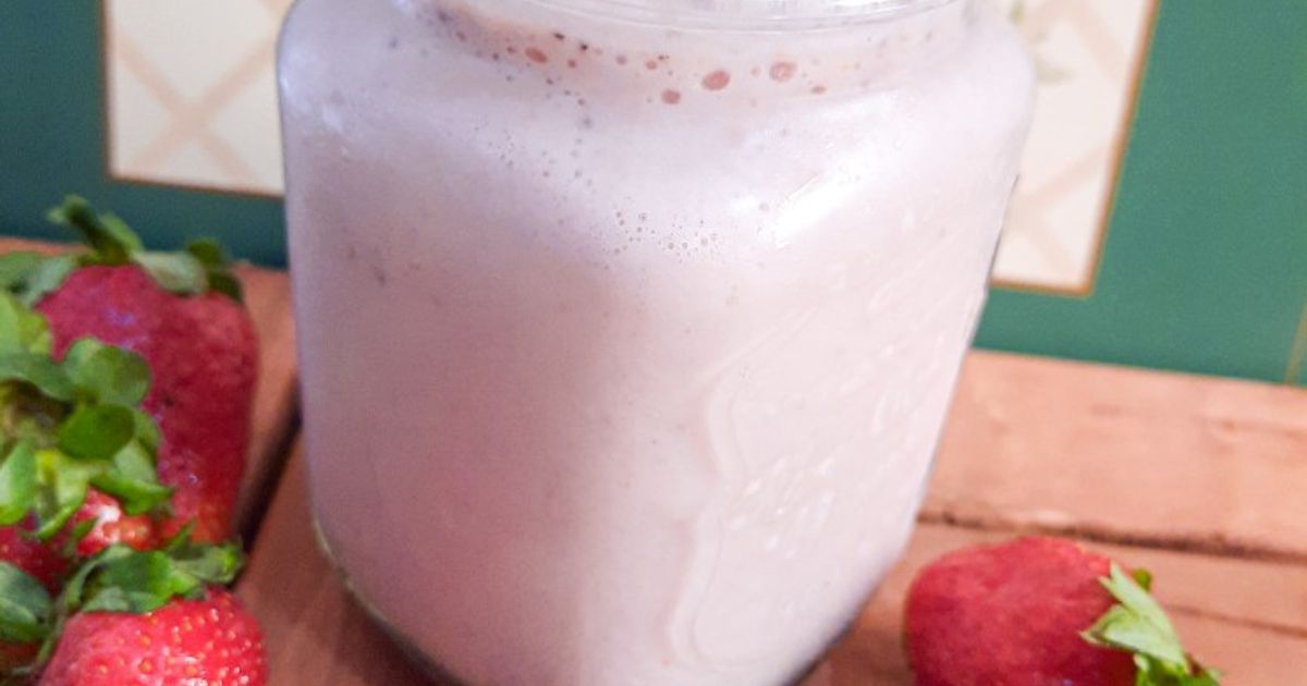Strawberry Shake Recipe by Nazia Qureshi - Cookpad