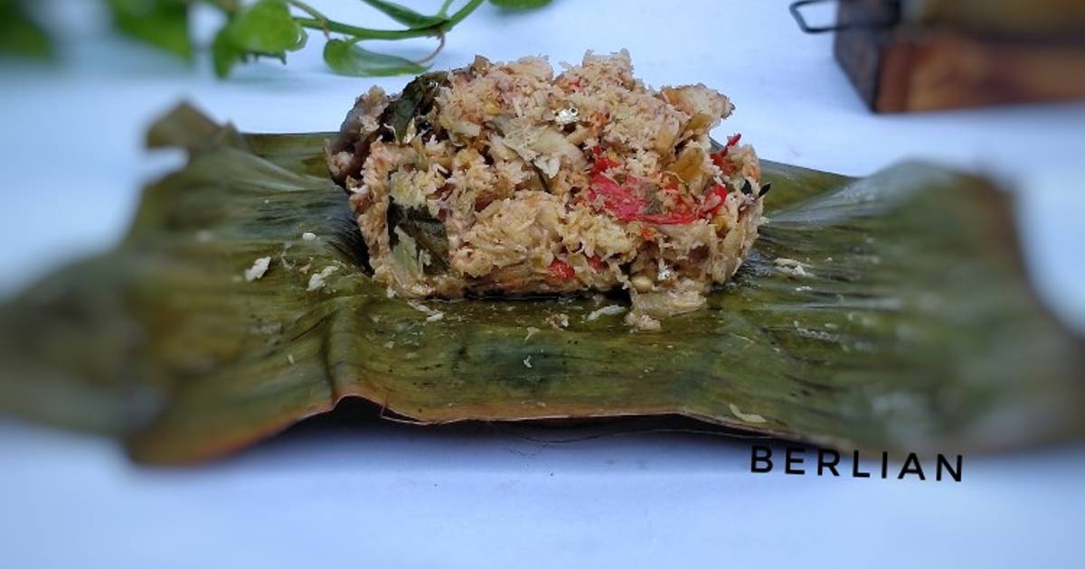 Resep Botok Ikan Asap bumbu Mangut oleh Berlian Soewandono - Cookpad
