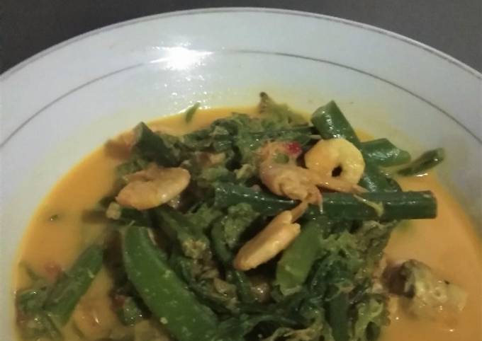 Resep Gulai Pakis Udang oleh Nova Risky Anriani - Cookpad
