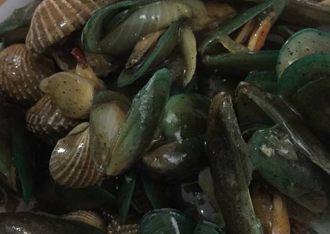 Resep Kerang lada hitam oleh nesha - Cookpad