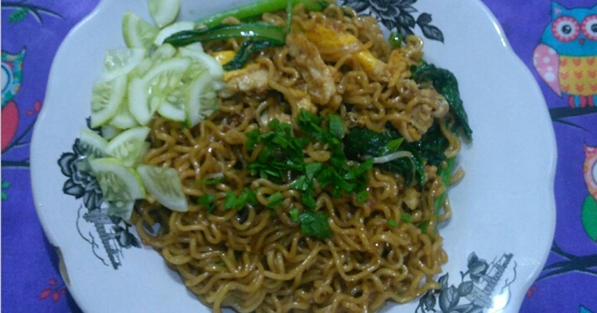 Resep Indomi Goreng Spesial Ala Anak Kos oleh Fatihatul Muali - Cookpad