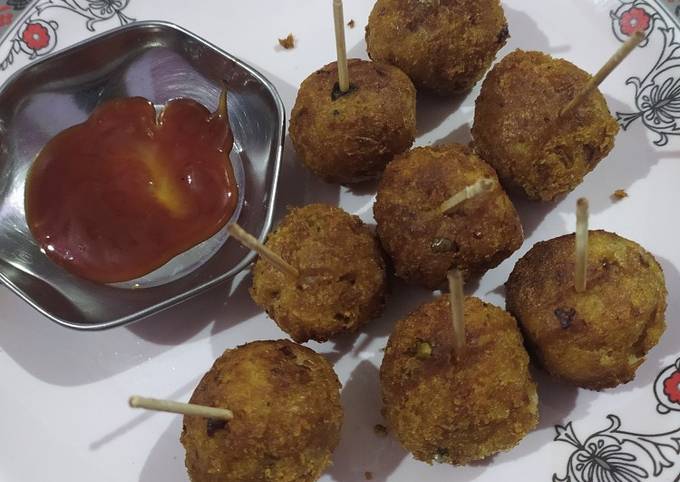 Potato lollipops Recipe by Pariva Lochan - Cookpad