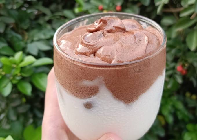 Resep Dalgona Chocolate oleh Aulia Mudrika - Cookpad