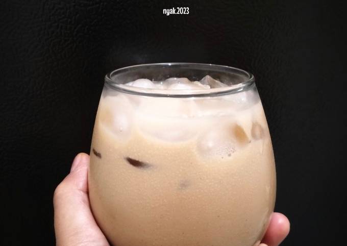 Resep Roasted Milk Tea oleh Nyak Haikal - Cookpad