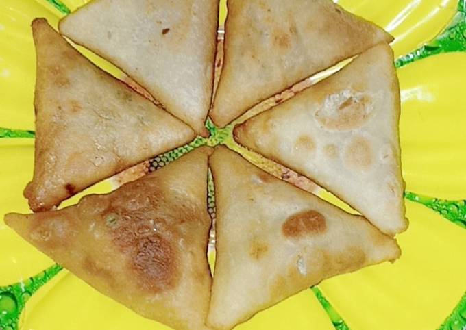 Pastry samosa Recipe by Aisha Suleiman - Cookpad