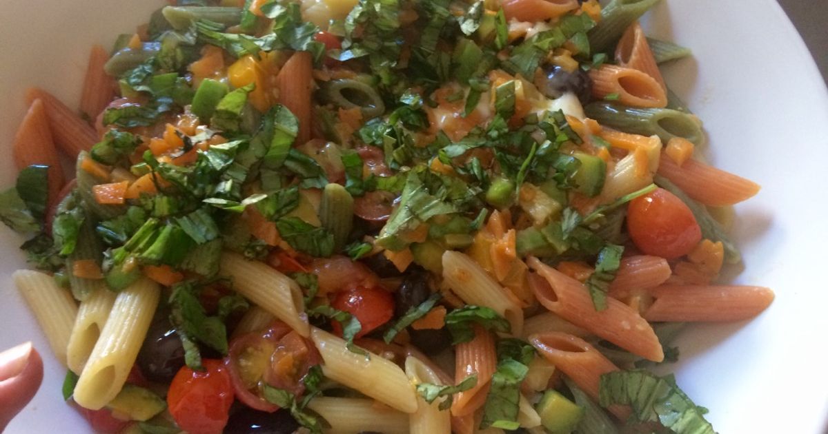Penne Tricolor Con Hortalizas Receta de martalhanna- Cookpad
