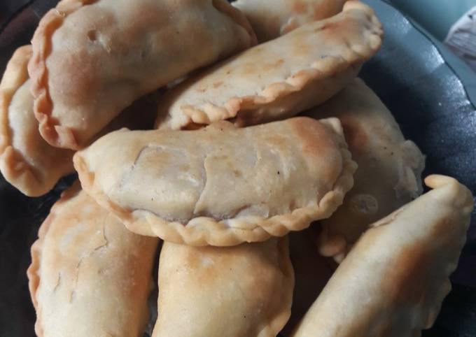 Resep Pastel isi daging oleh mama azuan - Cookpad