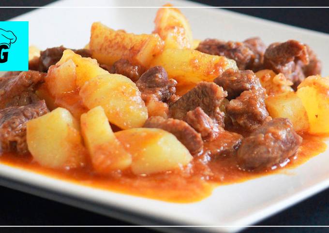 Carne de ternera en salsa con patatas Receta de El Menú de Gemma- Cookpad