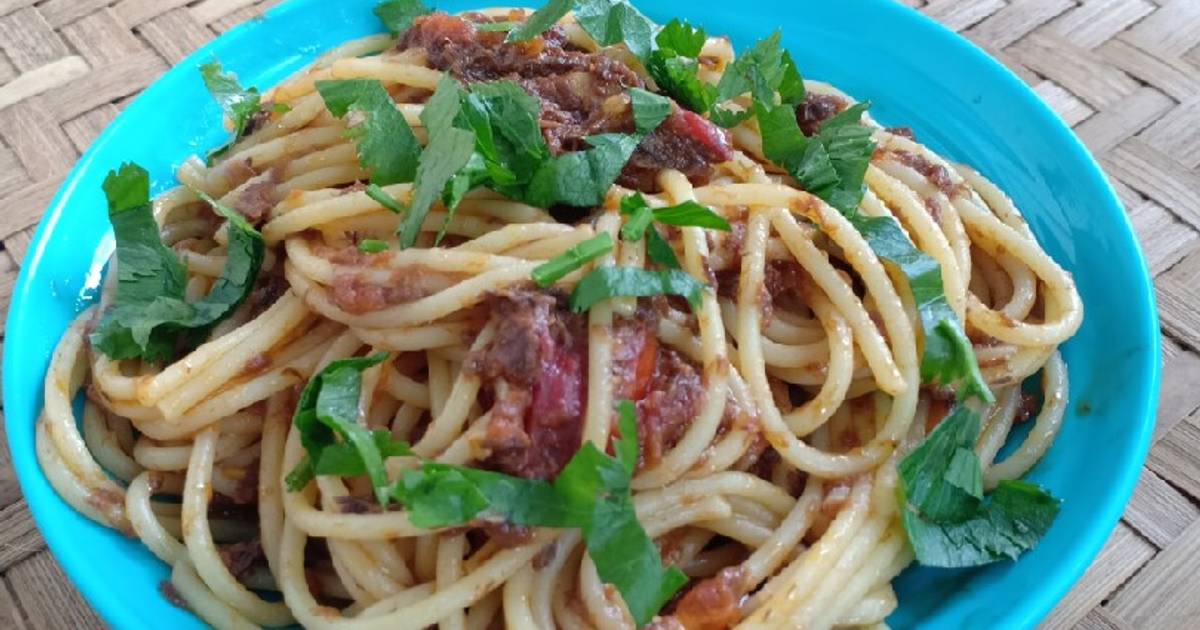 Resep Spaghetti con pomodoro e tonno oleh 🌷Yulie Yuda Gunawan🌷 - Cookpad