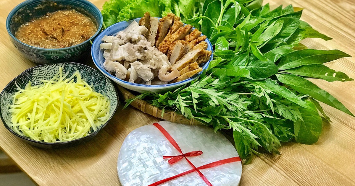 Cách Làm Món Thịt Luộc Cuốn Rau Rừng 🌿 của Duc Vinh Tran - Cookpad