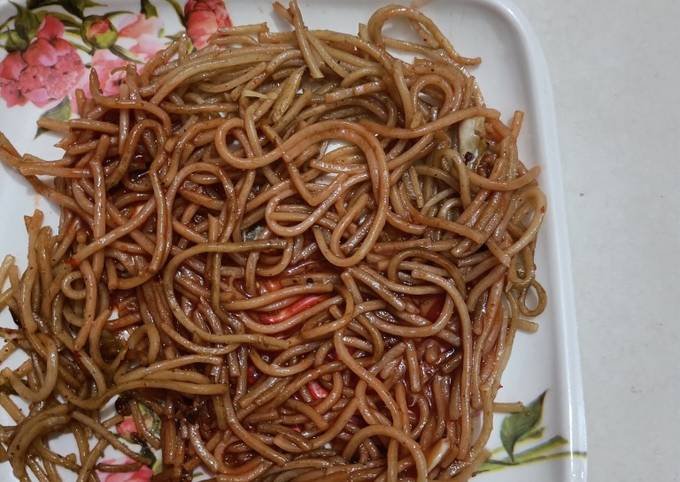 Chowmin Recipe by Sarita Srivastava - Cookpad