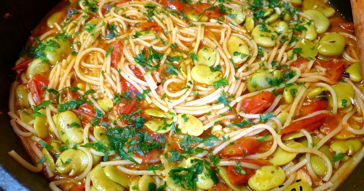 One Pot Pasta (Paste Cu Bob în Sos De Roșii Cherry Cu Anșoa), rețetă de ...