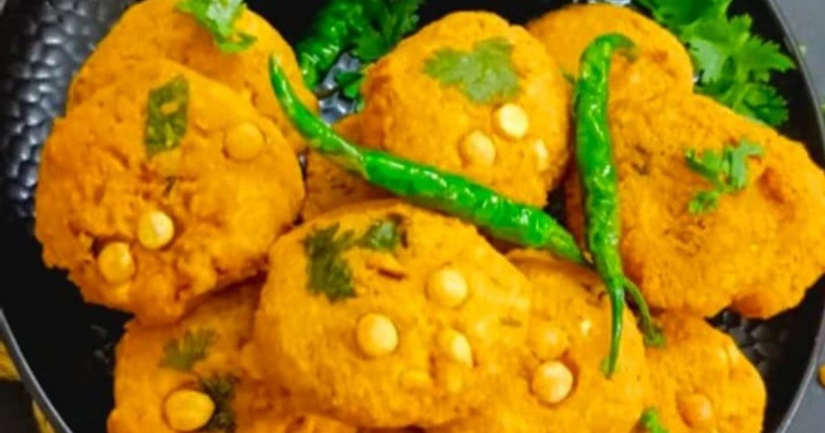 Parippu Vada Traditional Kerala Tea Time Snacks Recipe by Sudha Agrawal ...