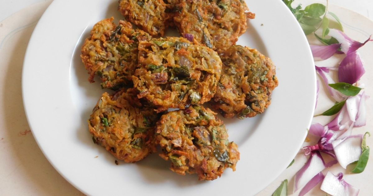 Multi Veggie Vada (Fritters) Recipe by Lakshmi Sridharan Ph D - Cookpad