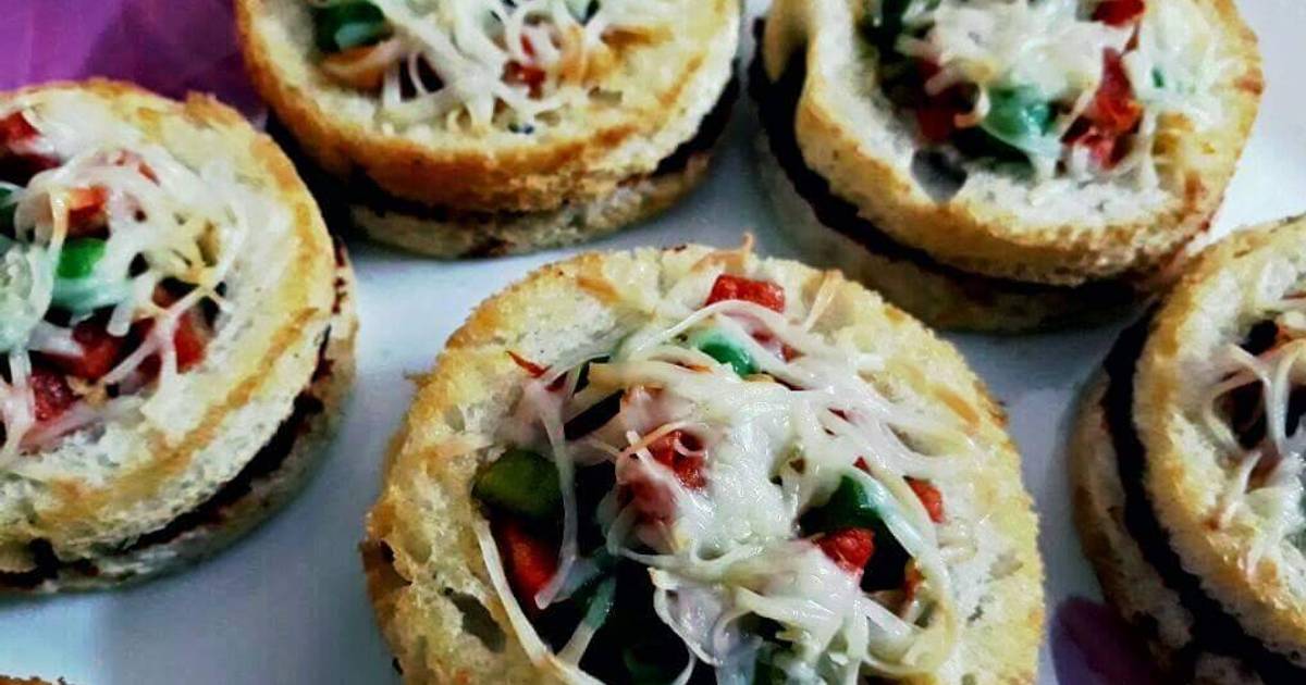 Cheese Discs Recipe by Shivani Singh - Cookpad