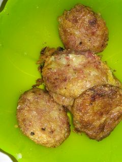 Resep Perkedel Kornet Kentang oleh Isna - Cookpad