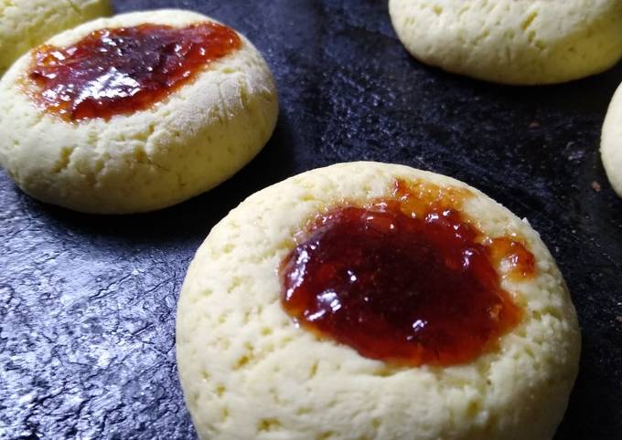 Ojitos o Pepas de dulce de leche y mermelada de frutilla Receta de Gabi ...