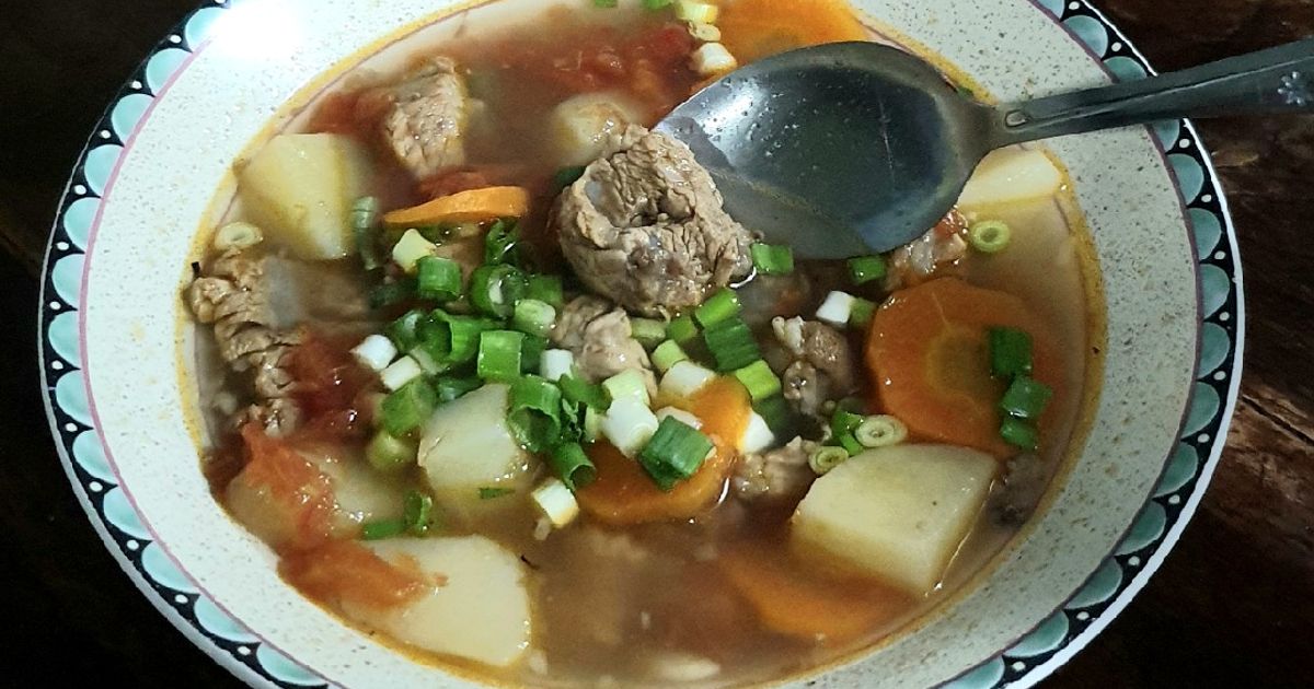 Resep Sop Daging Sapi Bening (Slow Cooker) oleh Jennywati Hanoto - Cookpad