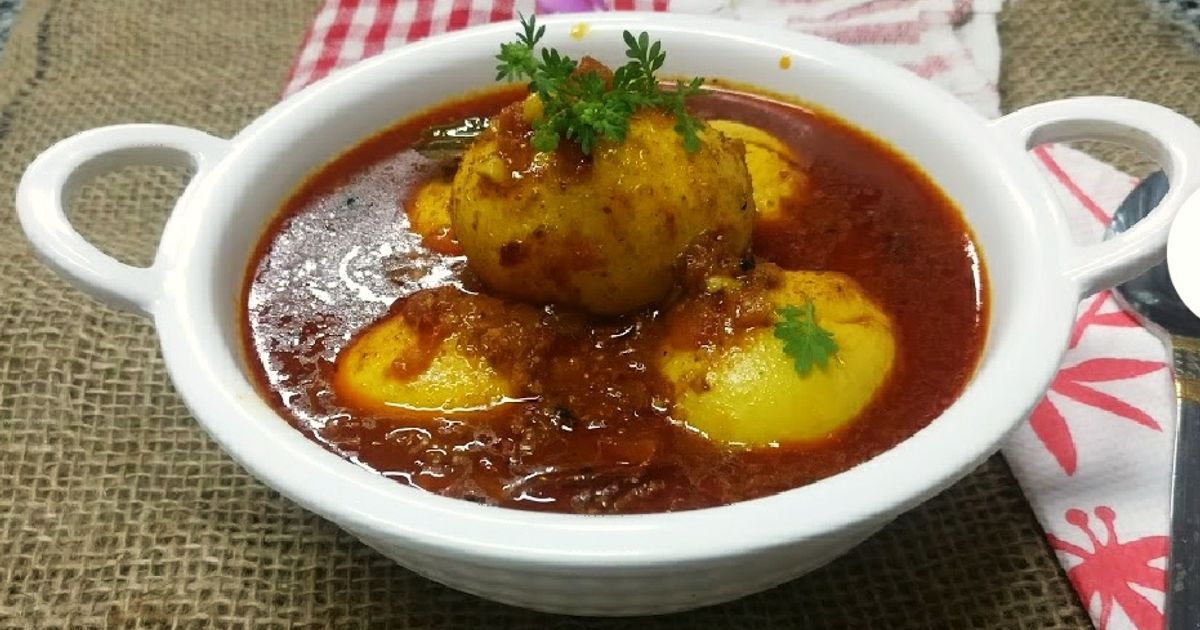 Tangy & Spicy Egg Curry Recipe by Chef Alka Singh Tomar.(Blogger) - Cookpad