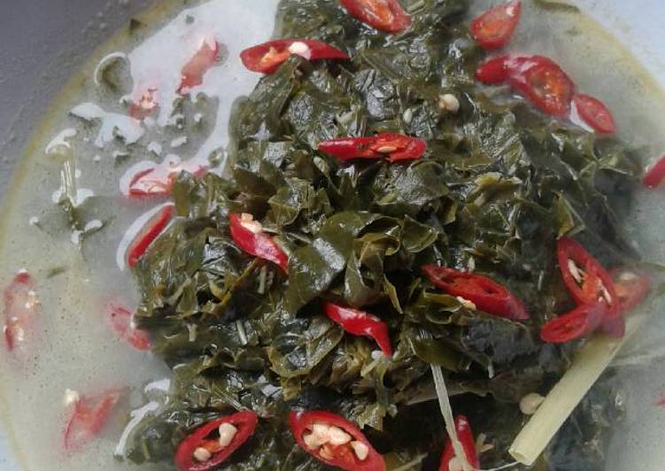 Resep Sayur Daun Singkong oleh Susanti Maris - Cookpad