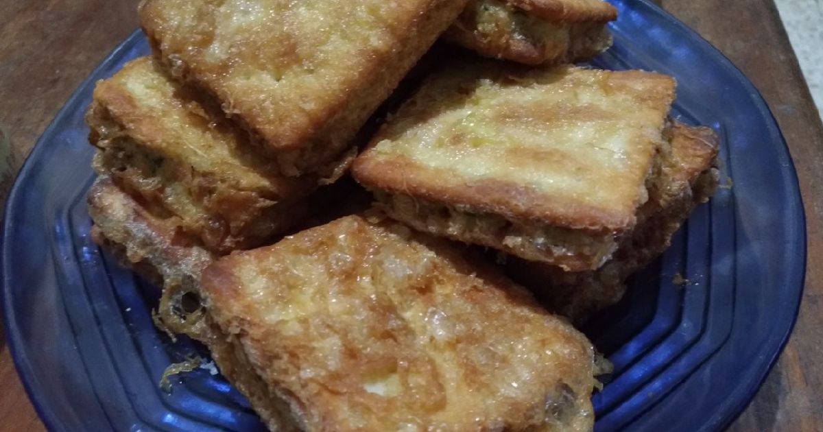 Resep Cracker Lapis Ragout Ayam oleh Desi Asri - Cookpad