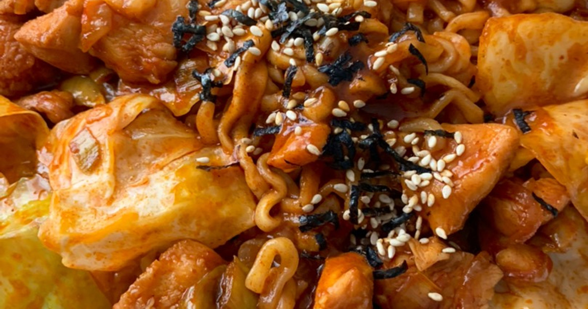 Resep Mie Samyang Ayam (Bumbu Korea) oleh Anastachiles - Cookpad