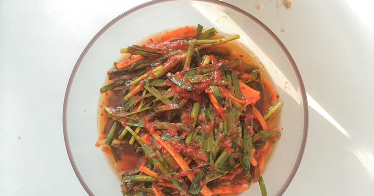 Resep Homemade Buchu Kimchi / Kimchi Kucai oleh Nila Novi - Cookpad