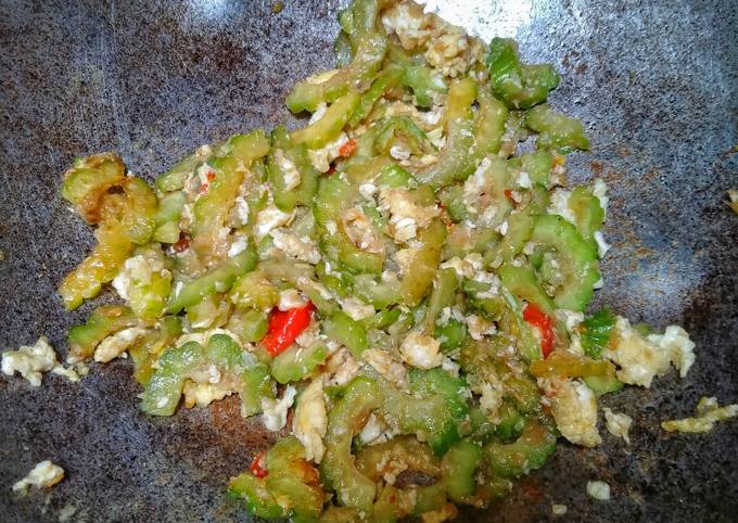 Resipi Peria Goreng Telur oleh shazrina - Cookpad